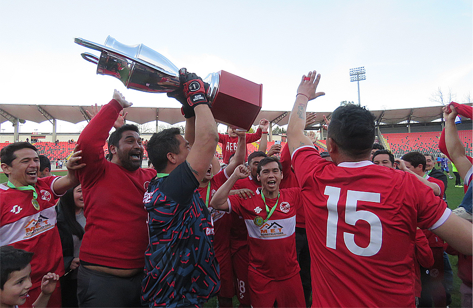 Atlético Curicó Unido campeón regional de Serie Séniors-35 años - MauleHoy
